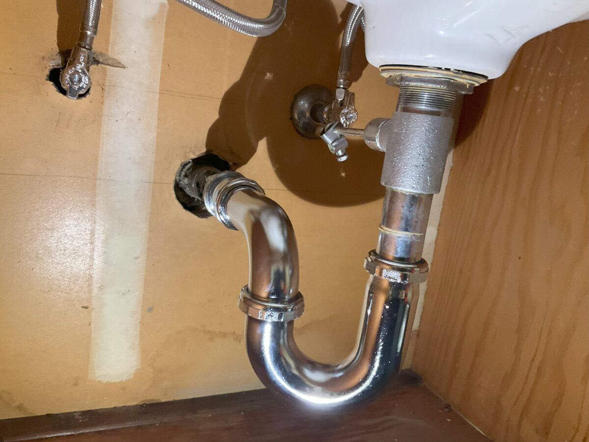 What Is a Kitchen Drainage System?